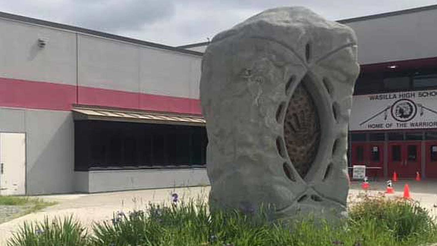 Wasilla High to replace controversial statue with likeness of Chief ...